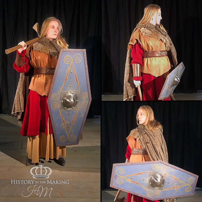 Celtic Elder, Long Axe, fur collar cloak. - History in the Making